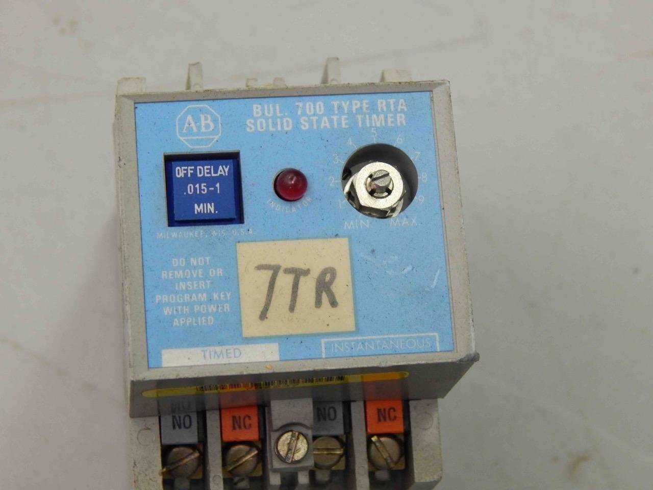 #729 Allen Bradley 700-RTA11J110A1 110/120V Coil BUL 700 Type RTA Solid ...
